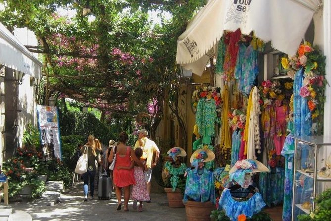 Small-Group Land Tour of the Amalfi Coast From Sorrento - Discovering the Historical Charm of Amalfi