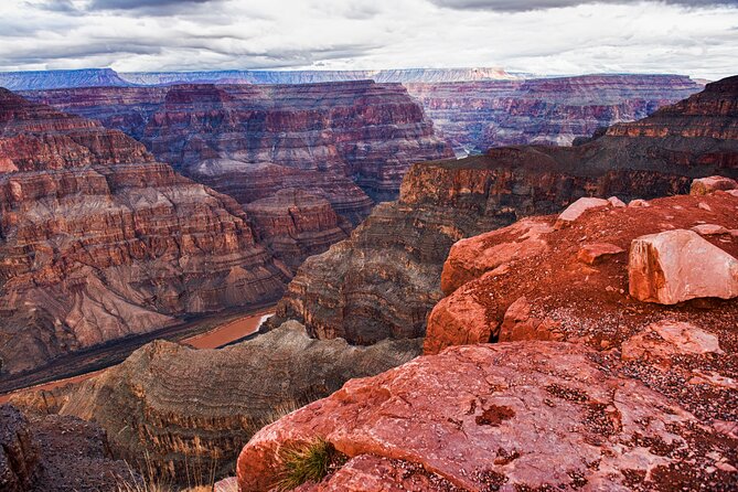 Small Group Late Departure Grand Canyon Tour - Safety and Accessibility