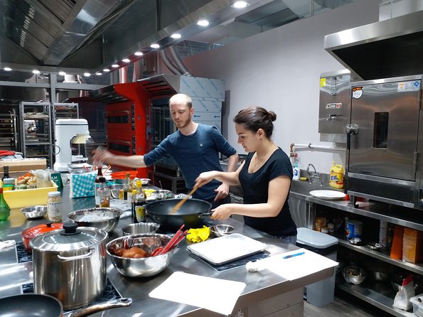 Small Group Local Market Walking Tour and Chinese Cooking Class in Hong Kong - Pricing and Overall Value