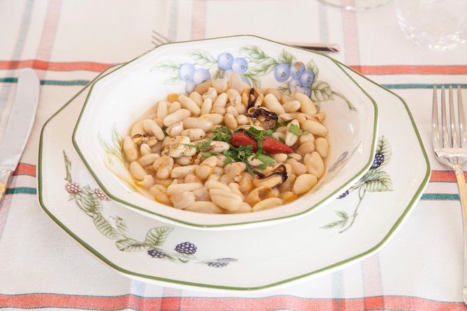 Small Group Market tour and Dining Experience at a Cesarina's home in Brindisi - Why This Experience Is Worth Considering