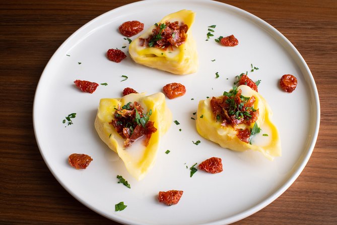 Small Group Market tour and Dining Experience at a Cesarina's home in Rimini - Who Will Love This Experience?