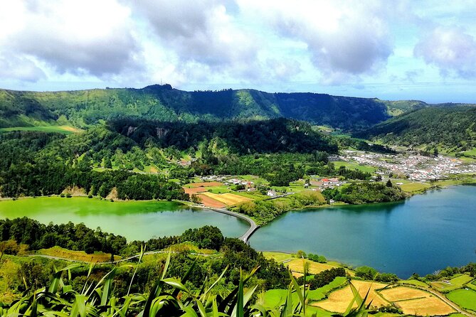 Small Group Minivan Half Day Sete Cidades Crater Tour - Transportation and Accessibility