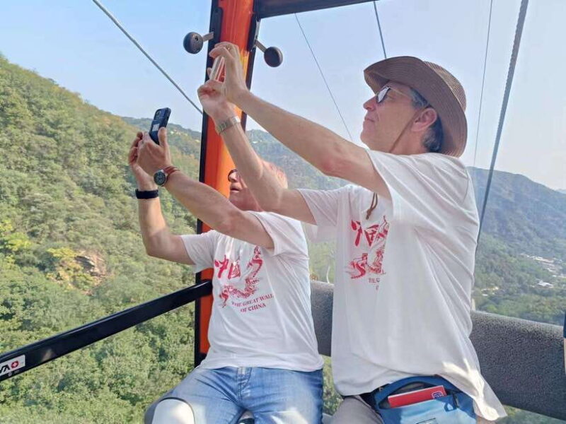 Small Group Mutianyu Great Wall Day Trip with Hotel Pickup - What to Expect: Itinerary Breakdown