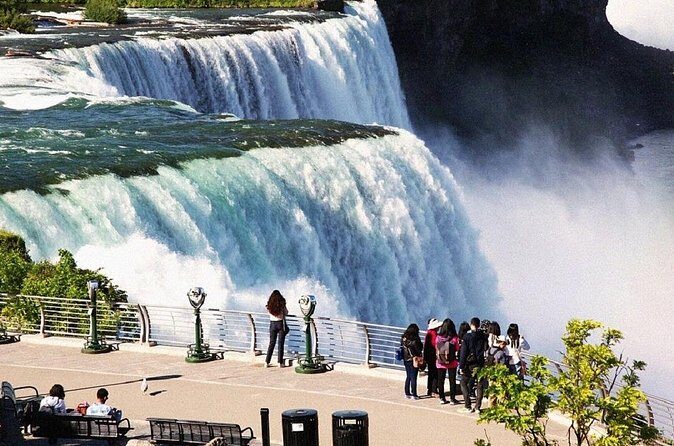 Small Group Niagara Falls 3 Day Tour with Buffalo Pickup - FAQ