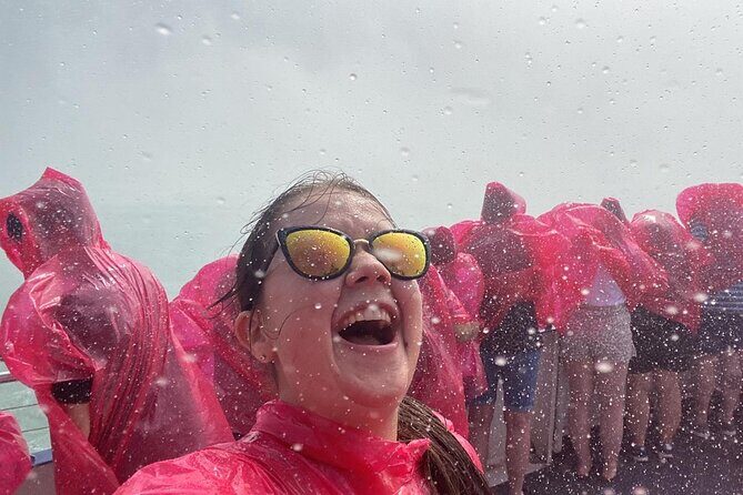 Small Group Niagara Falls Day Tour from Toronto with Boat cruise - FAQ