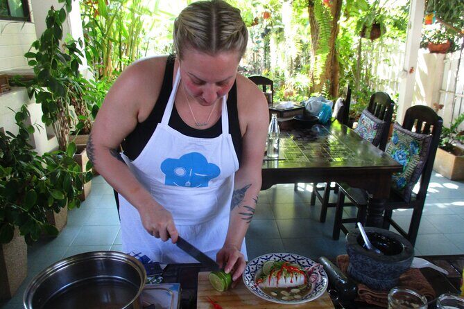 Small Group Northern Thai Cuisine & Market Tour in Chiang Mai - Who Will Love This Tour?