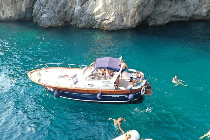 Small Group of Amalfi Coast Full Day Boat Tour From Positano - Exploring the Enchanting Amalfi Coast