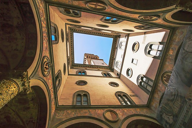 Small-Group Palazzo Vecchio Secret Passages Tour With Lunch or Gelato - Meeting Point and Tour Schedule