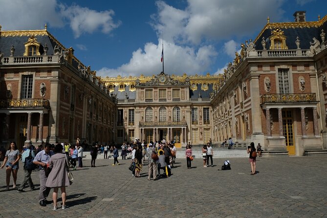 Small Group Paris to Versailles Guided Day Trip & Garden Access - Frequently Asked Questions