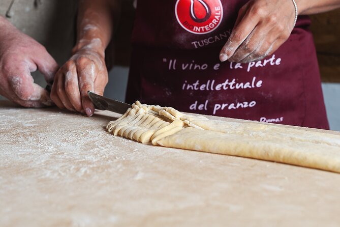 Small Group Pasta Making Class Wine Tasting in a Tuscan Castle - Delightful Wine Tasting Experience