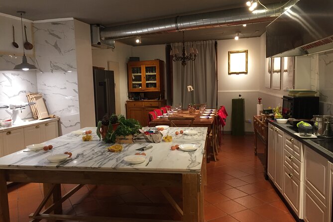 Small Group PURO Vegan Pasta and Bruschette Class in Florence - Key Points