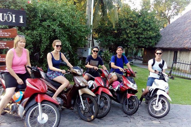 Small group Saigon Inside Out by Motorbike for 3 Hours - Who Will Love This Tour?