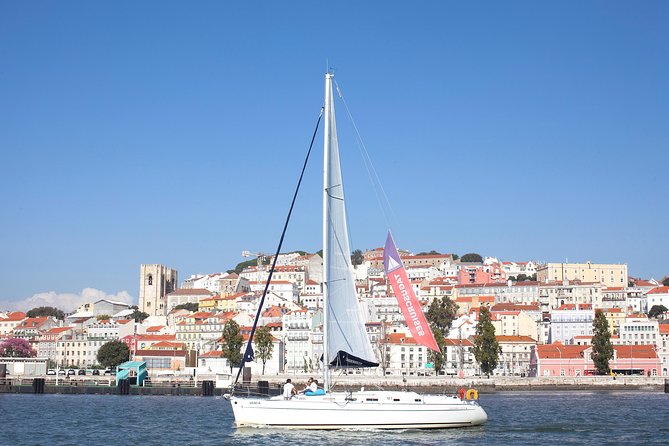 Small-Group Sailing Tour on the Tagus River Review - Positive Reviews and Ratings