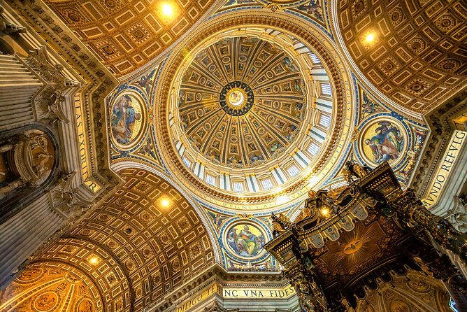 Small Group Saint Peter Basilica Walking Tour - Visiting the Vatican Grottoes