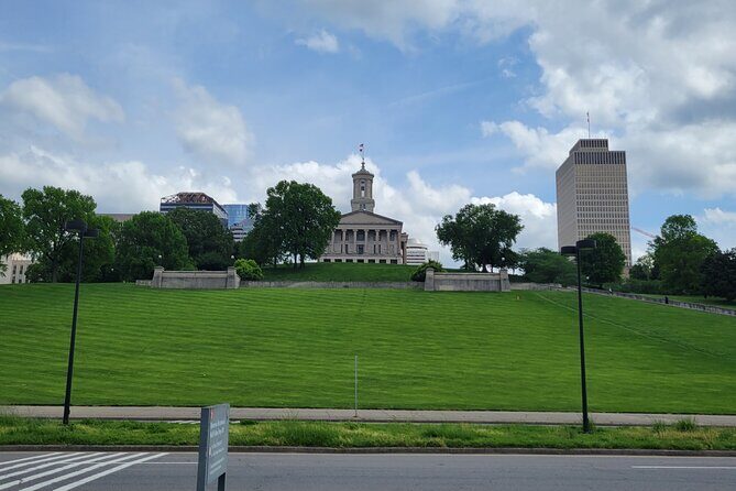 Small-Group Sightseeing Driving Tour of Nashville - Who Should Take This Tour?