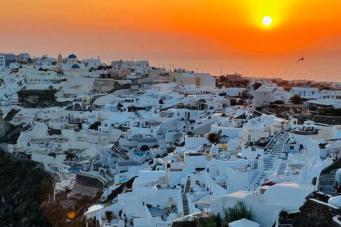 Small Group Sightseeing Tour: All Santorini's Treasures - Exploring Oia: The Iconic Village