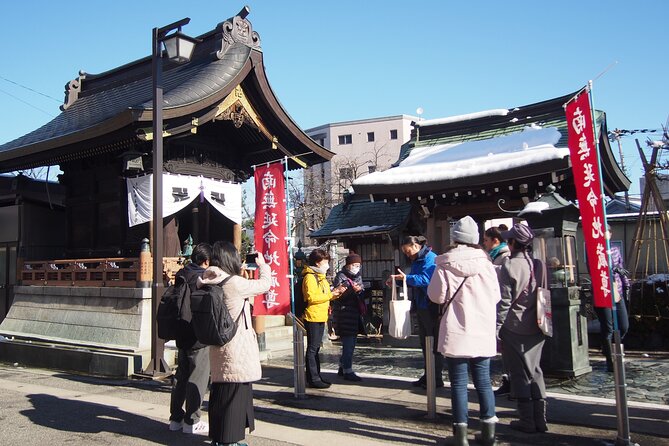 Small Group Sightseeing Tour Visit to Toyama With Lunch Included - Participant Information