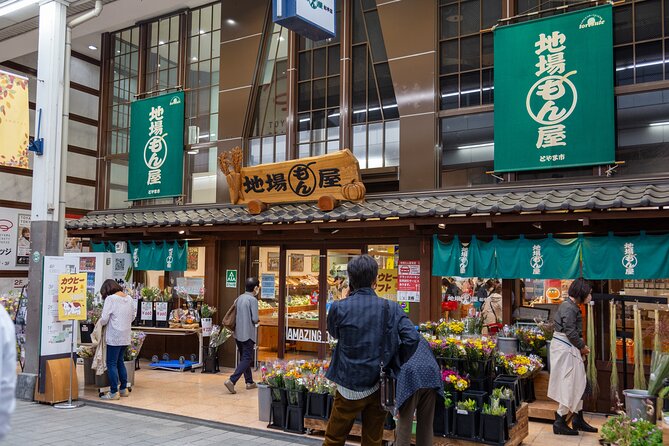 Small Group Sightseeing Tour Visit to Toyama With Lunch Included - Getting to Toyama Station