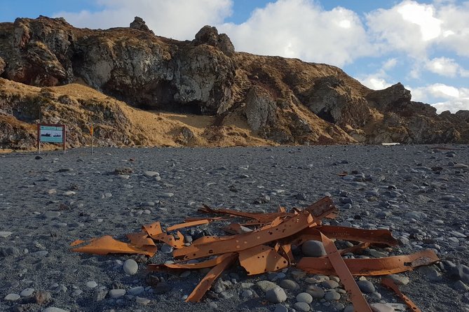 Small-Group Snaefellsnes National Park Day Trip From Reykjavik - Exploring Ytri Tunga Beach