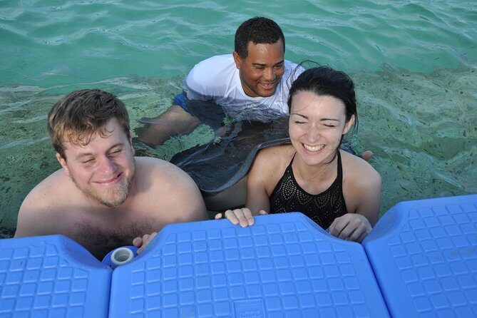 Small Group Snorkeling, Sharks & Stingrays Encounter by boat - Return and Reflection: Drop-off and Overall Experience