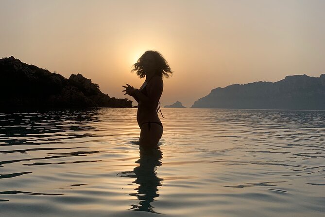 Small Group Sunrise Kayak Tour With Snorkeling and Coffee - Enjoying Italian Traditions: Coffee on the Beach