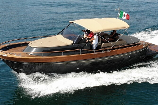 Small-Group Sunset Cruise in the Bay of Naples - Tour Inclusions and Amenities