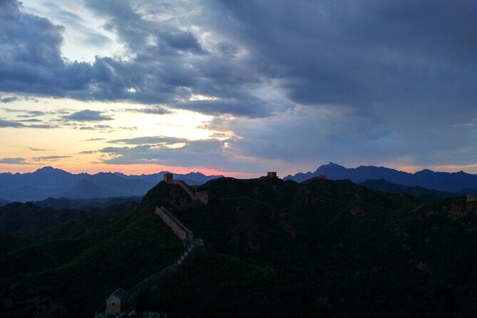 Small Group SUNSET tour at Jinshanling Great Wall - Who Should Consider This Tour?
