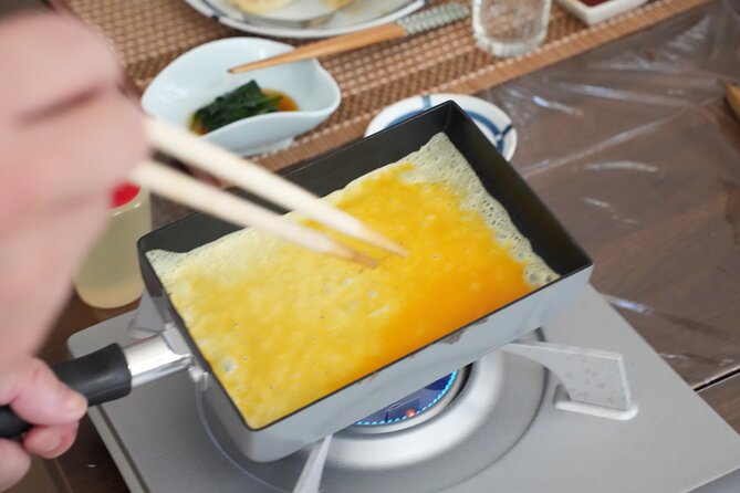 Small Group Sushi Roll & Omelette Lesson + Supermarket Tour - Exploring the Supermarket