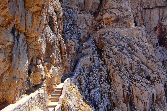 Small Group Tour Alghero, Capo Caccia & Neptunos Grottos. SARDINIA - ITALY - Exploring Historic Alghero