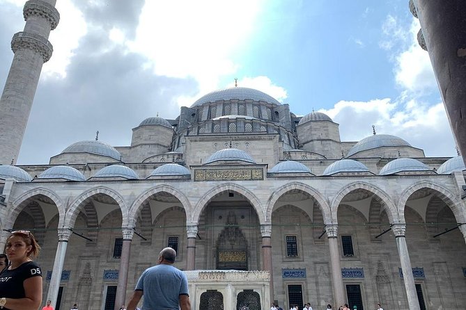 Small Group Tour: Best of Istanbul Tour With Lunch and Tickets (10 People Max) - Meeting and Logistics