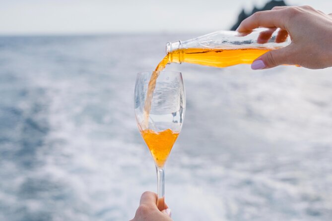 Small Group Tour in Positano by Boat at Sunset with Prosecco - FAQ