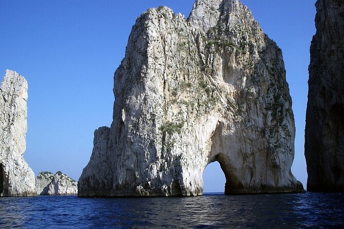 Small Group Tour of Capri & Blue Grotto From Naples and Sorrento - Discovering Capri Town and Its Attractions
