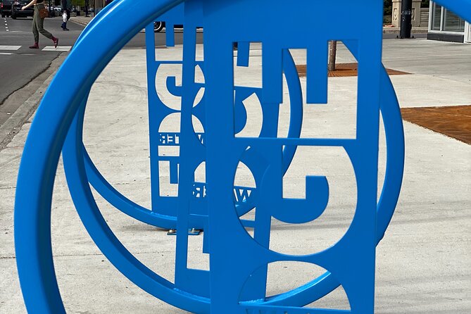 Small-Group Tour of Chicago Neighborhoods - North and South Side - FAQ