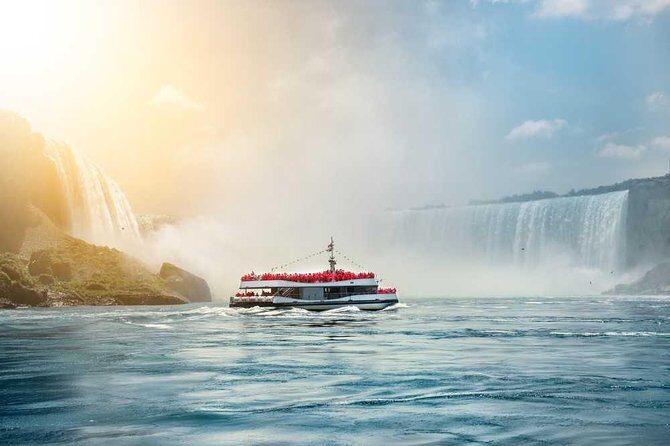 Small Group Tour of Niagara with Boat Cruise from Toronto - Other Key Stops: Whirlpool and Floral Clock