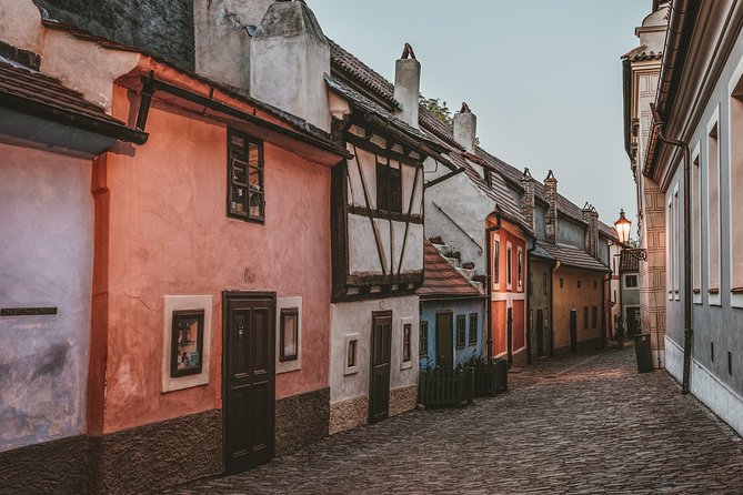 Small-Group Tour of Prague Castle With Visit to Interiors - Praise for the Tour Guides