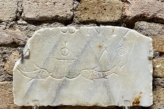 Small-Group Tour of Roman Catacombs & St. Clements Undergrounds - Highlights of the Roman Catacombs