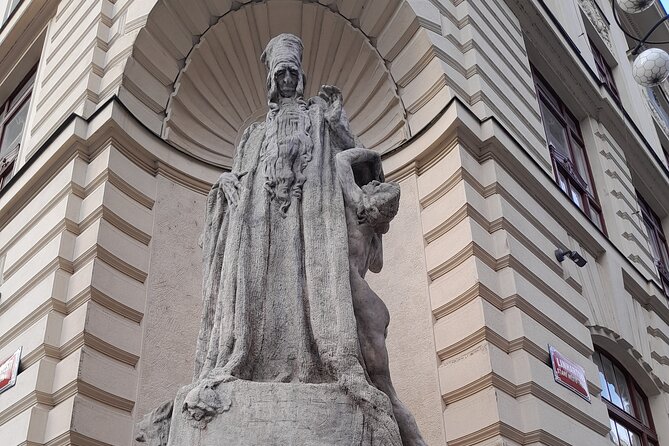 Small-Group Tour through the History of Jewish Prague - What Makes This Tour Stand Out?