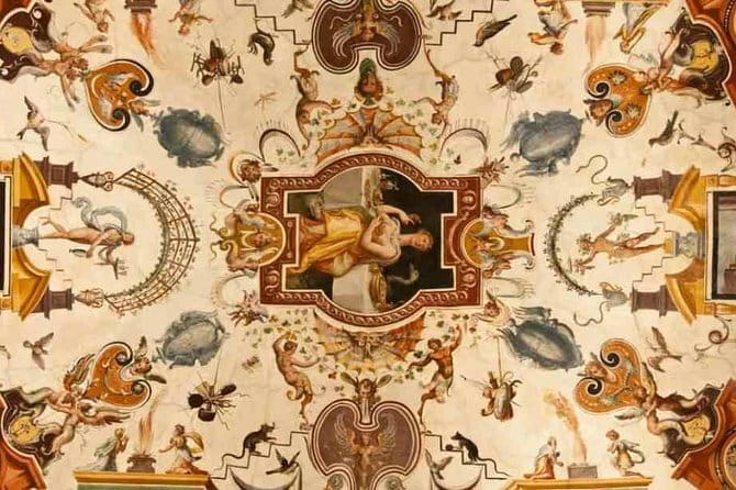 Small group tours: Uffizi Gallery - Deep Dive into the Uffizi Experience