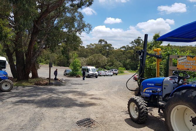 Small-Group Tractor Tour at Rayners Orchard from Melbourne - The Itinerary Breakdown