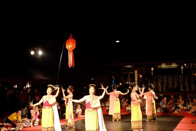 Small Group : Traditional Dinner with Performance and Local Fresh Market Tour - Who Will Love This Tour?