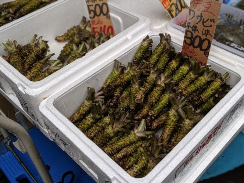Small Group Tsukiji Fish Market Food Tour - Savoring the Local Seafood Specialties