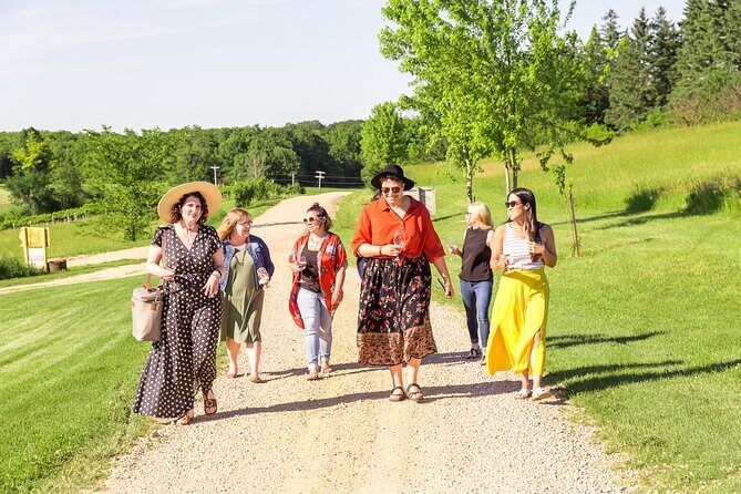 Small-Group Vineyard and Orchard Tour with Wine Tasting in Muscoda - The Sum Up