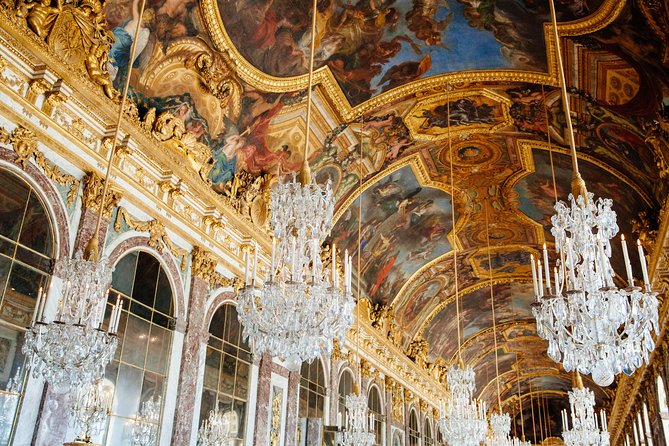Small Group VIP Versailles Bike Tour From Paris With Kings Apartments Access - Versailles Palace Tour