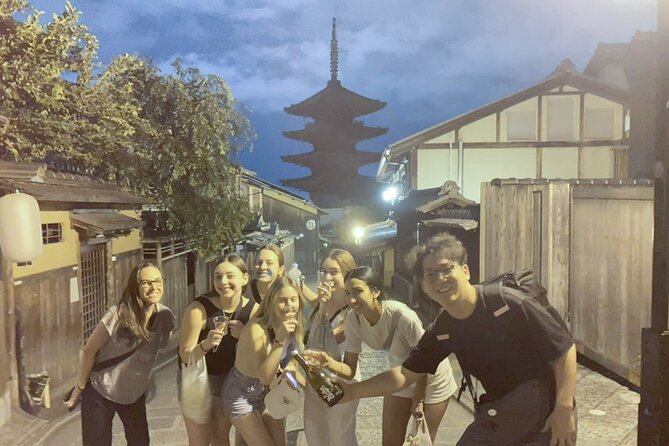 Small Group Walking Tour in Gion at Night With Sake in Hand - Sake Tasting Experience