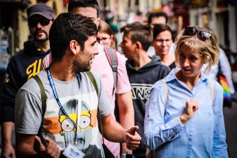 Small-Group Walking Tour with Amsterdam Canal Cruise - FAQ