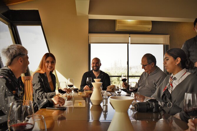 Small-Group Winery Tour With Lunch and Experiences - Pickup and Accessibility Details