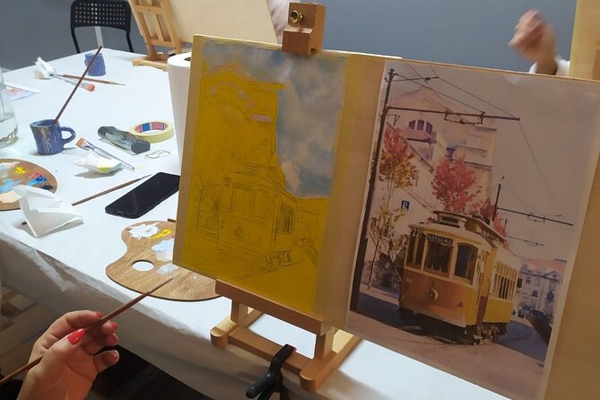 Small Painting Group with a Local Artist in Porto - The Sum Up