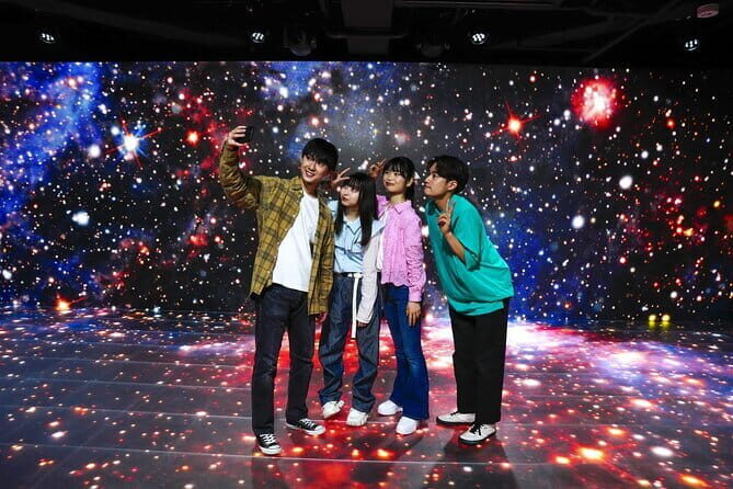 Small Worlds admission ticket in Tokyo - FAQ