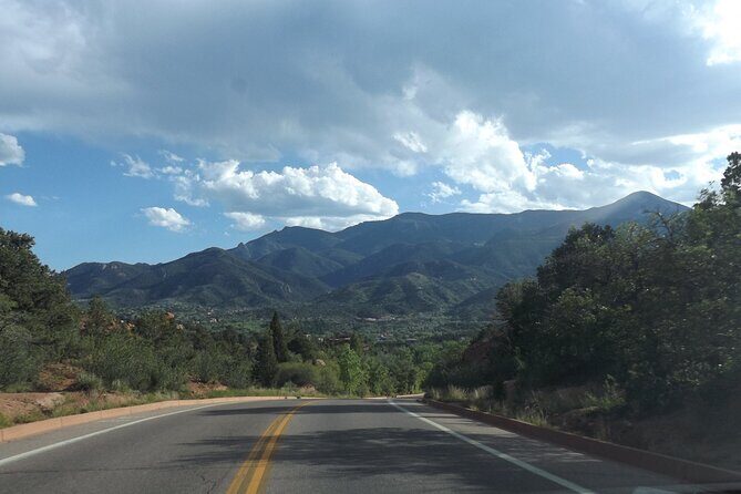 Smartphone Driving Tour b/w Breckenridge & Denver - A Practical Guide to the Smartphone Driving Tour from Breckenridge to Denver