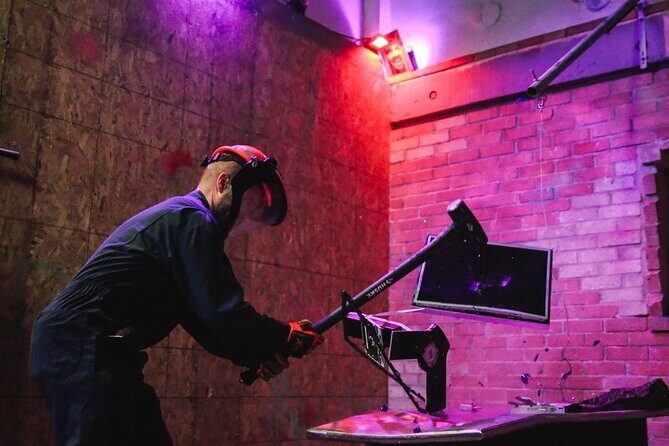 Smash Lab Rage Room Experience in Hawaii - What is the Smash Lab Rage Room Experience?